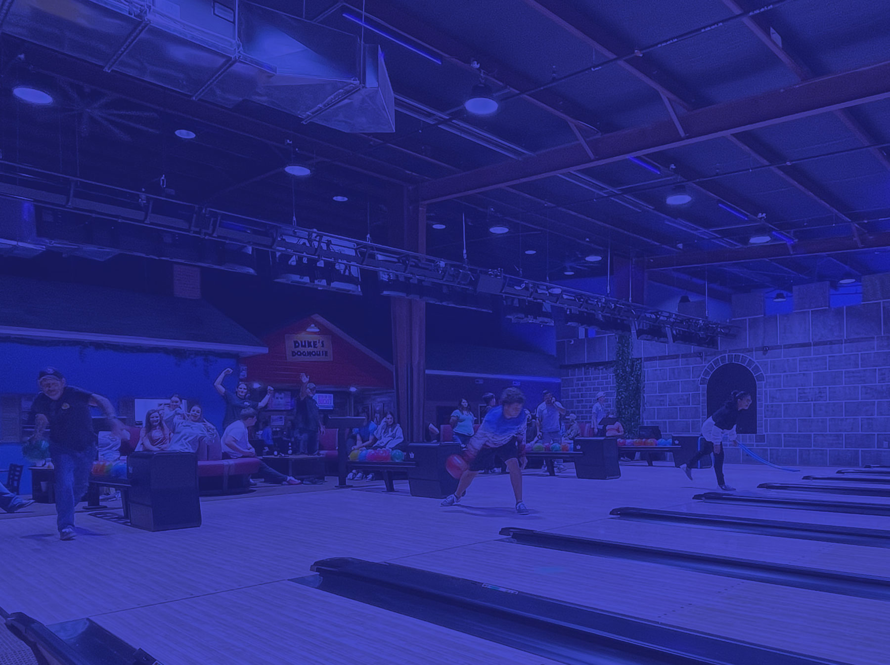 Cosmic Bowling – Duke's Alley